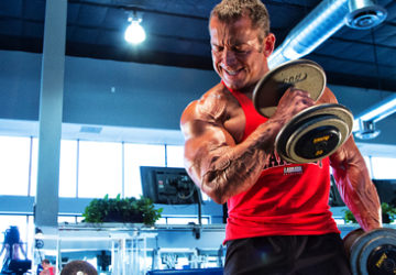 Lee Labrada’s 3-Minute Biceps Workout – LeanBody.com